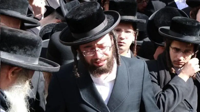 Baruch Dayan Ha'emet: Esther Blau, 22 | Israel National News