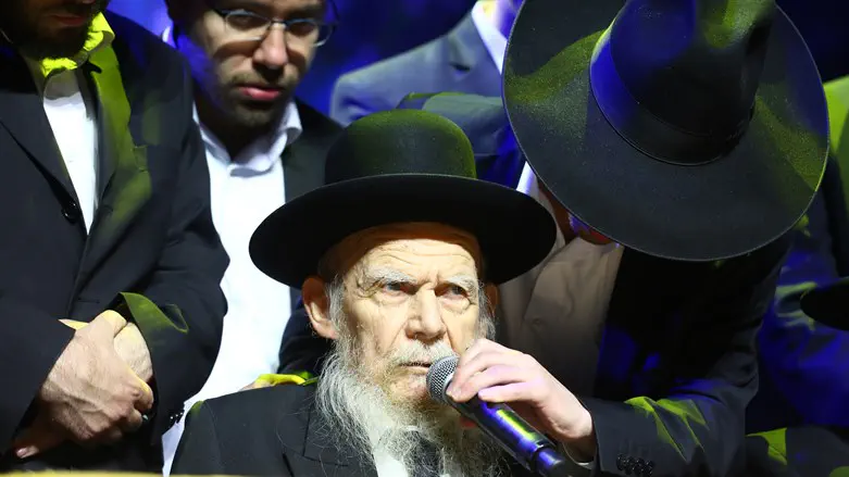 Top rabbi to bereaved family: 'Your pain atones for the entire generation'