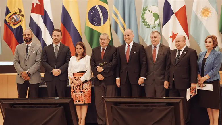 Central American leaders show support for Israel at Latin American ...