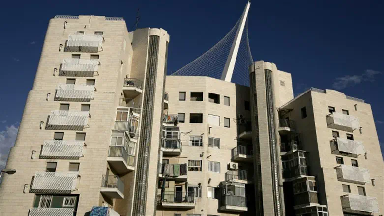 Arabs throw rocks at Jews in Jerusalem's Kiryat Moshe | Israel National ...