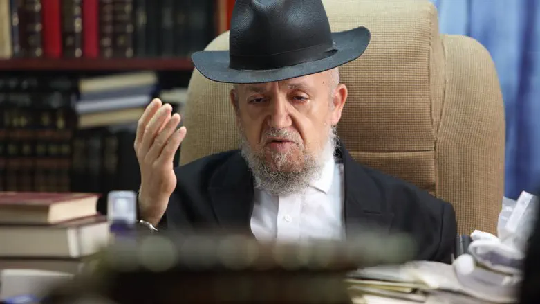 Haredi rabbi: 'Those who go to war are guaranteed a heavenly wage ...
