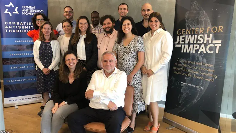 NGO gives UN legal, human rights experts firsthand look at Israeli ...