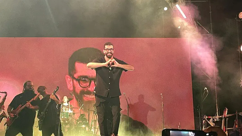 Hanan Ben Ari rocks the Gush summer festival | Israel National News