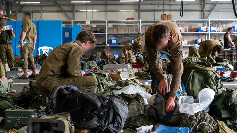 Thousands of reservists mobilized | Israel National News