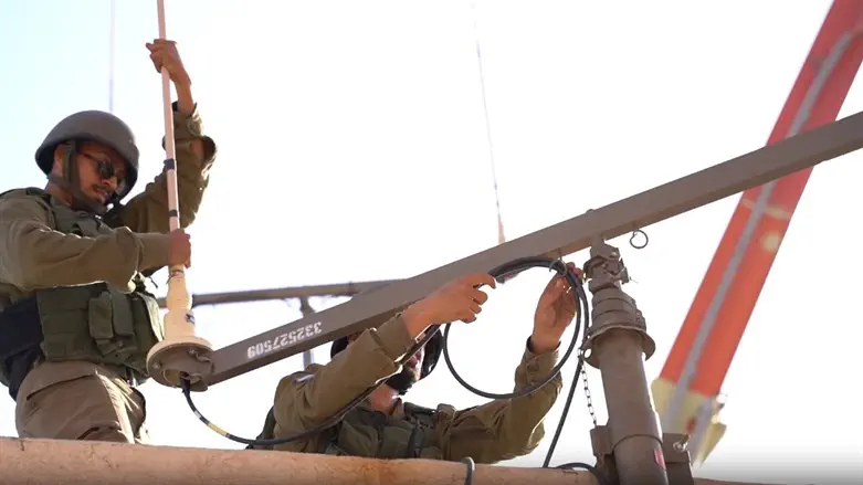 Under fire: The IDF is restoring the observation posts | Israel ...