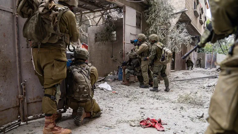 Soldiers hospitalized after contracting infections in Gaza | Israel ...