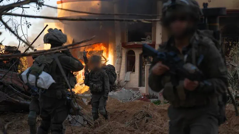 IDF commandos operate deep inside Khan Yunis | Israel National News