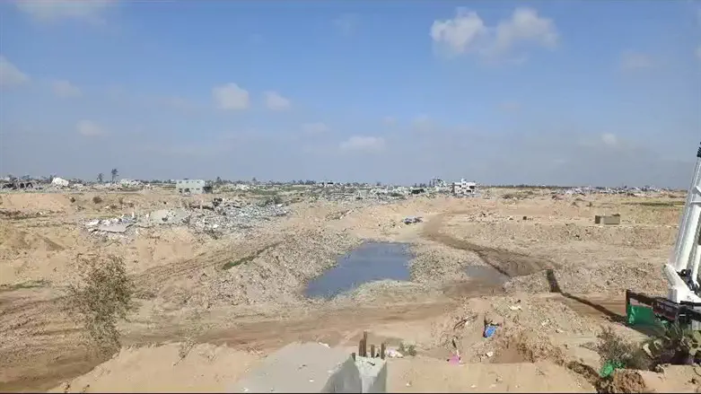 Watch: 'Hallel' prayer in Khan Yunis | Israel National News