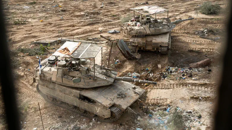 Watch: IDF tanks return to Shejaiya | Israel National News