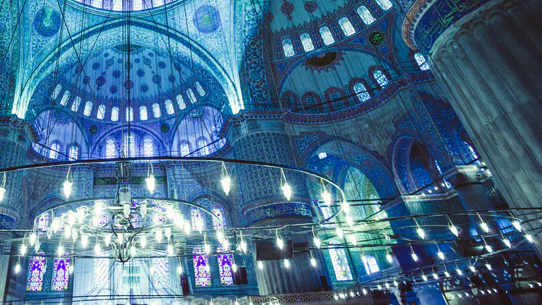 Sharia is taking over France