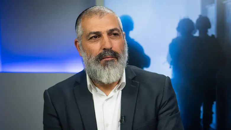 Zvi Yechezkeli on Assad's fall: It's a golden hour for Israel, a chance ...