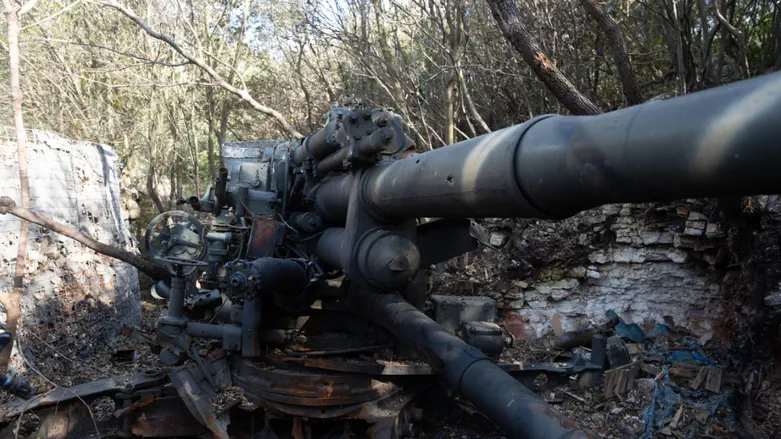 Hezbollah artillery cannon, rocket launchers seized in Lebanon | Israel ...