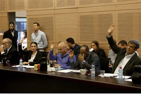 Hesder Track won't be Harmed | Israel National News