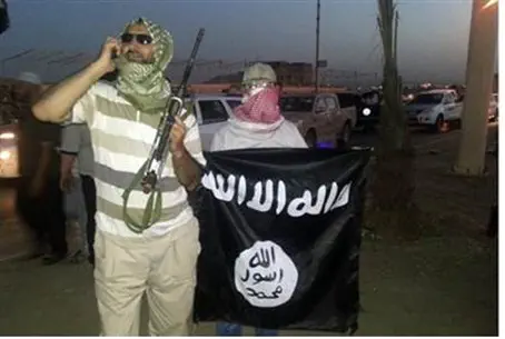 Life Under ISIS: No Shaving, Forced Prayer | Israel National News