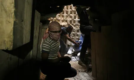 Report: ISIS seized Hamas weapons cache | Israel National News