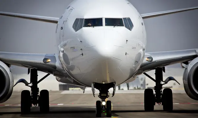 Coronavirus patient boards plane to Israel | Israel National News