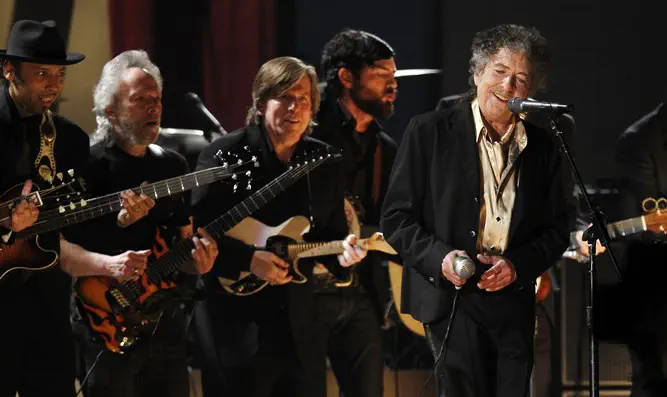 From spiritual alienation and existential loneliness to faith | Israel ...