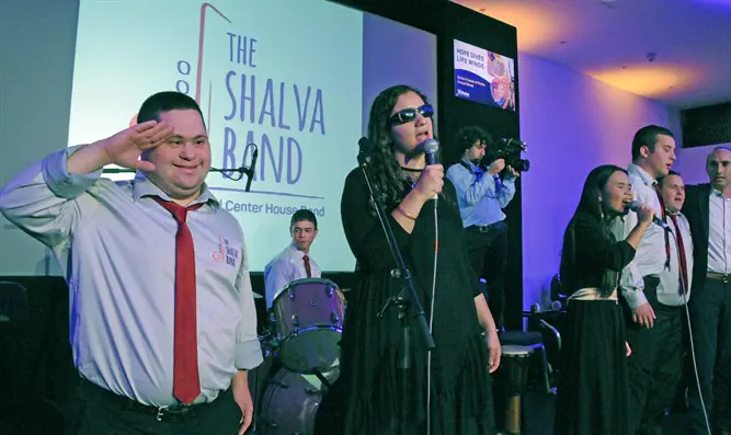 Israeli band of disabled musicians captures hearts of Londoners ...