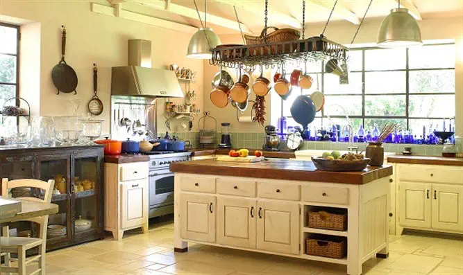 A rustic kitchen with a modern touch | Israel National News