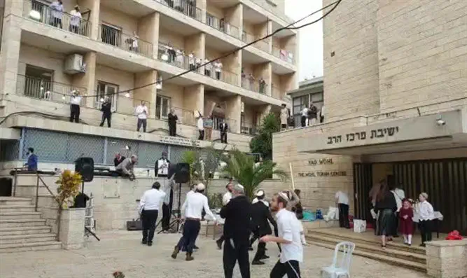 Zionist yeshivot return-to-routine model ready | Israel National News