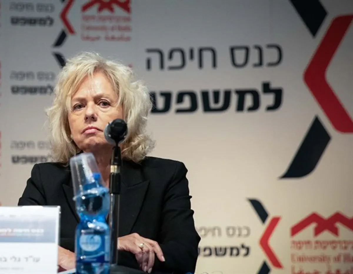 Difficult conversation between Minister Levin and the Attorney General ...