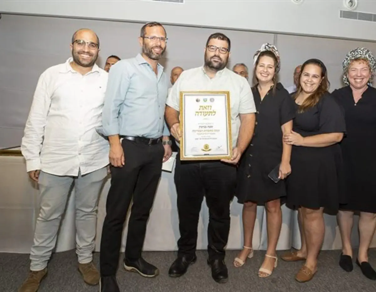 Binyamin Spokesperson wins first place in countrywide Home Front ...