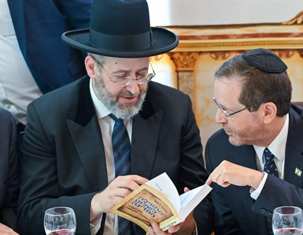 Chief Rabbi to President: 'There are many who are afraid to express an ...