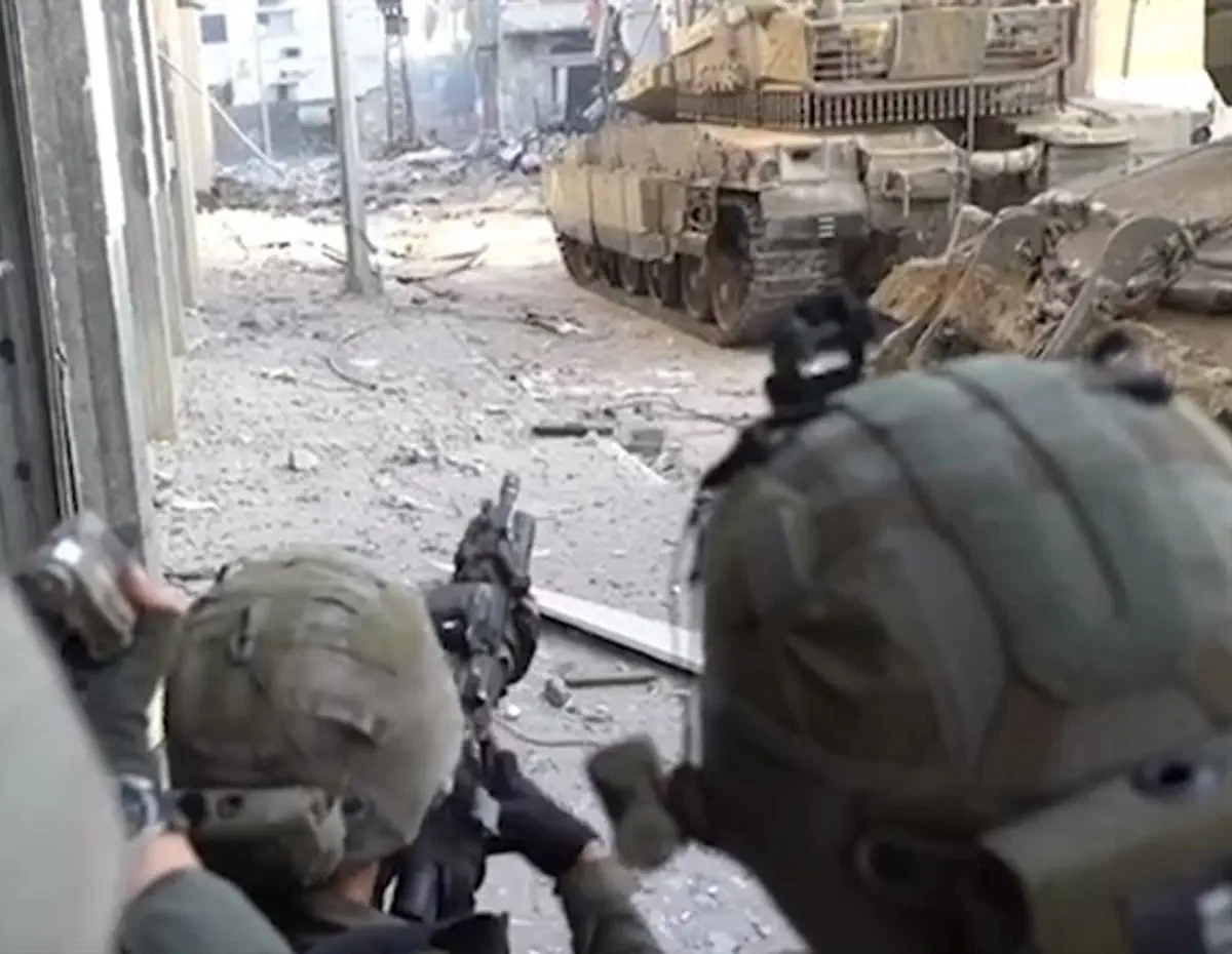 Face to face gun battle | Dramatic footage of IDF soldiers clashing ...