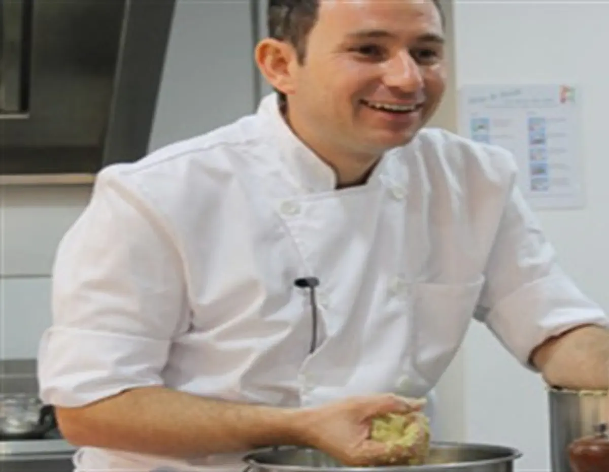 Israeli Chef Cooks Up French Tourism to Israel | Israel National News ...