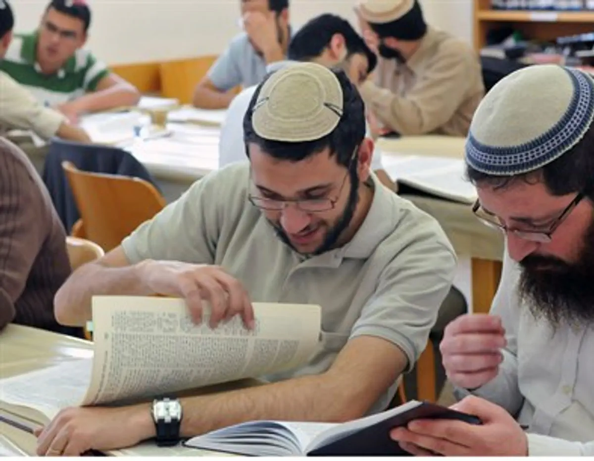 Extended Hesder Yeshiva to Be Opened in Kiryat Ono | Israel National ...