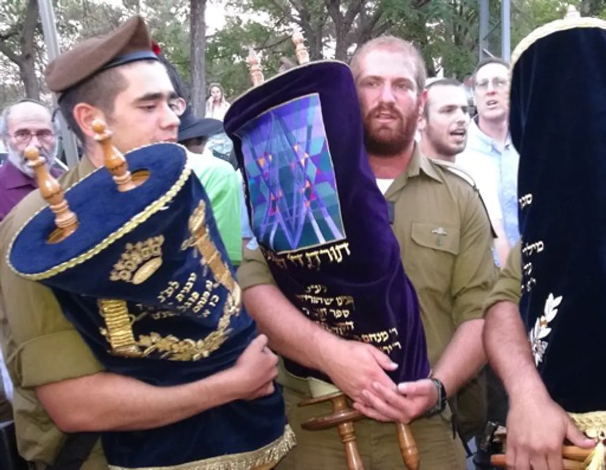 Watch: Torah dedication ceremony in honor of fallen soldier | Israel ...