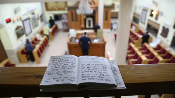 Jewish prayer Flash 90