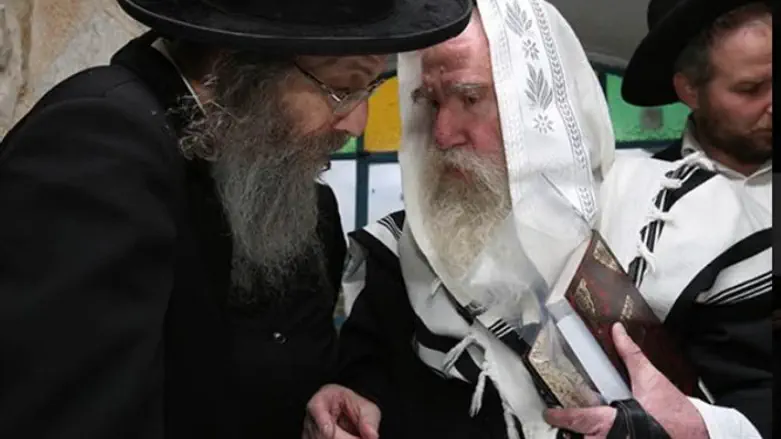 R’ Binyamin Finkel’s secret for marrying children off without waiting ...