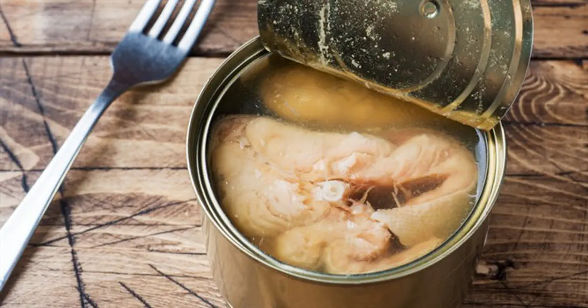 Tuna company sues Aroma after food poisoning incidents | Israel ...