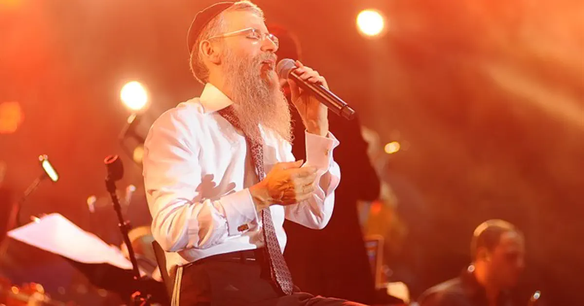 Avraham Fried, Eli Gerstner & Baruch Levine sing: It’s time to rise ...
