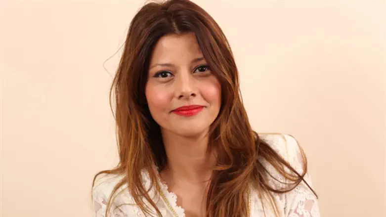 Rabbi's daughter, ex-Defense Min, breakaway MK mull joint run | Israel ...